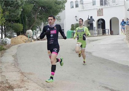 Triatlón Aragón : Antonio Urbano y Ana Llanos inauguran en Híjar el ...